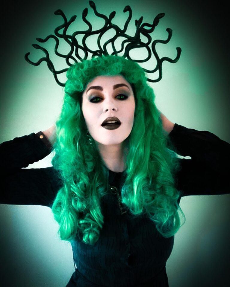 17 Medusa Hair Ideas for a Unique and Striking Look