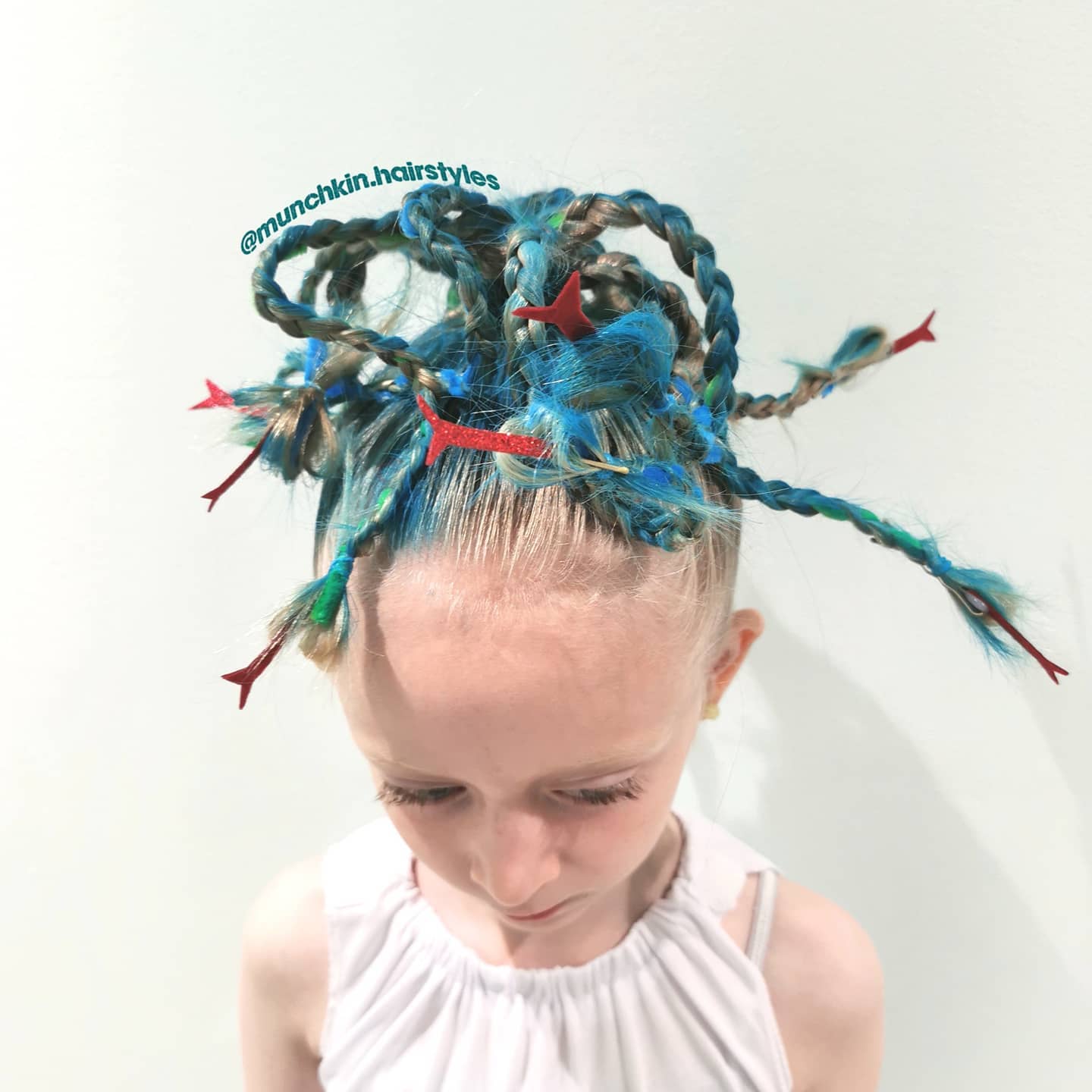 25 Medusa Hair Ideas for a Unique and Striking Look