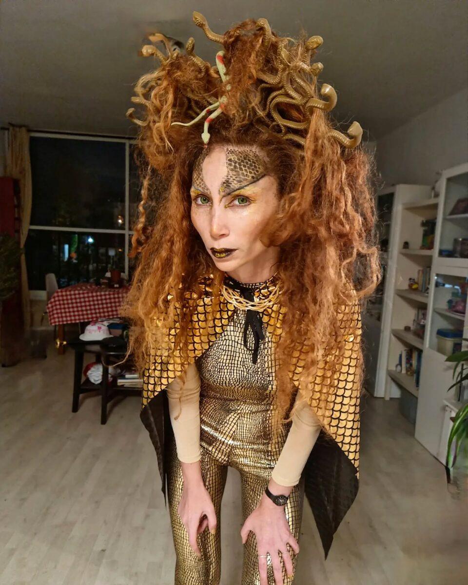 17 Medusa Hair Ideas for a Unique and Striking Look