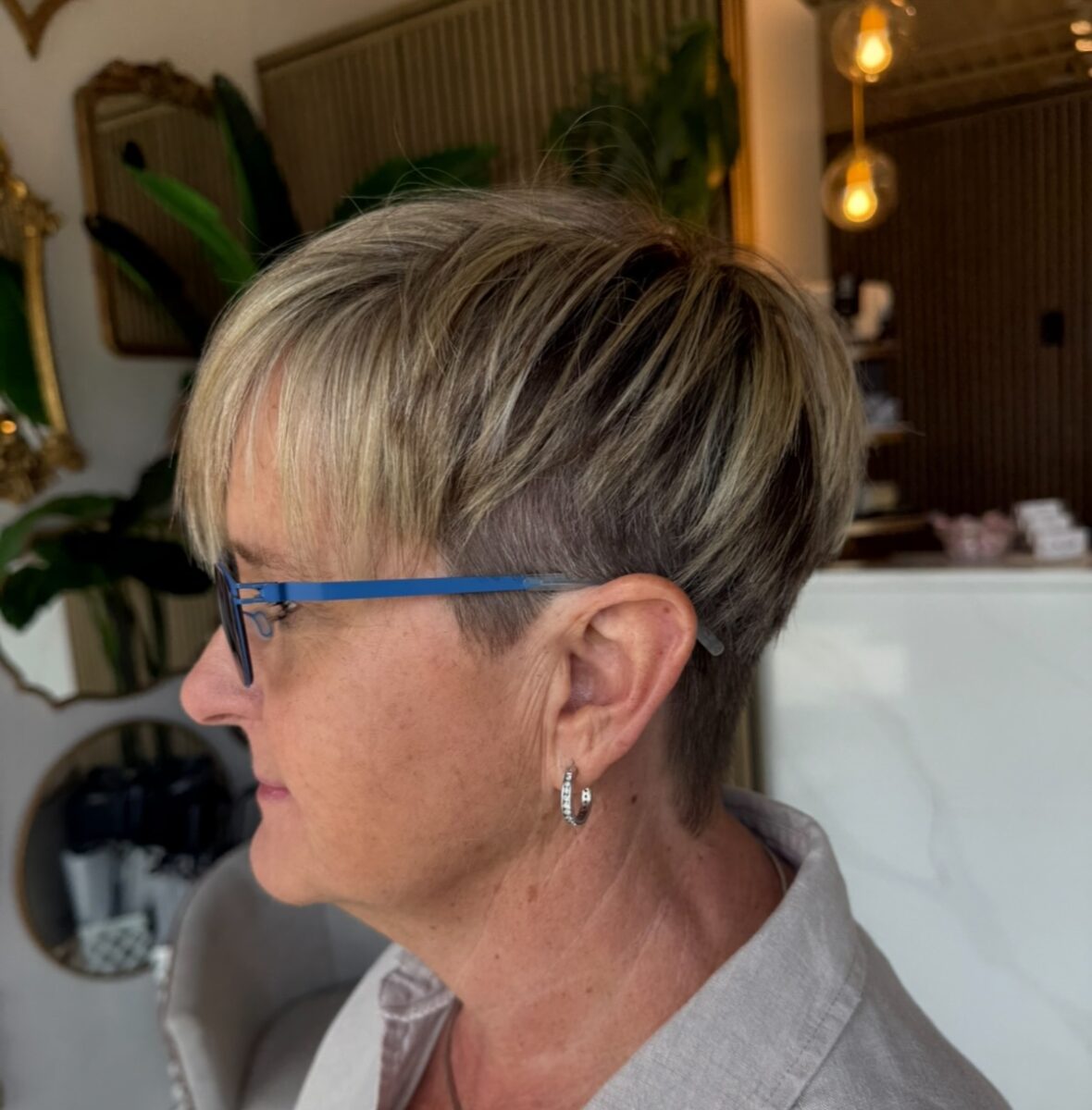 21 Edgy Short Hairstyles for Women Over 40 That Look Stunning