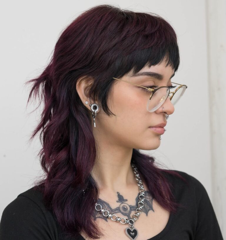 24 Vampire Hairstyles for Women That Are Dark, Glam, and Bold