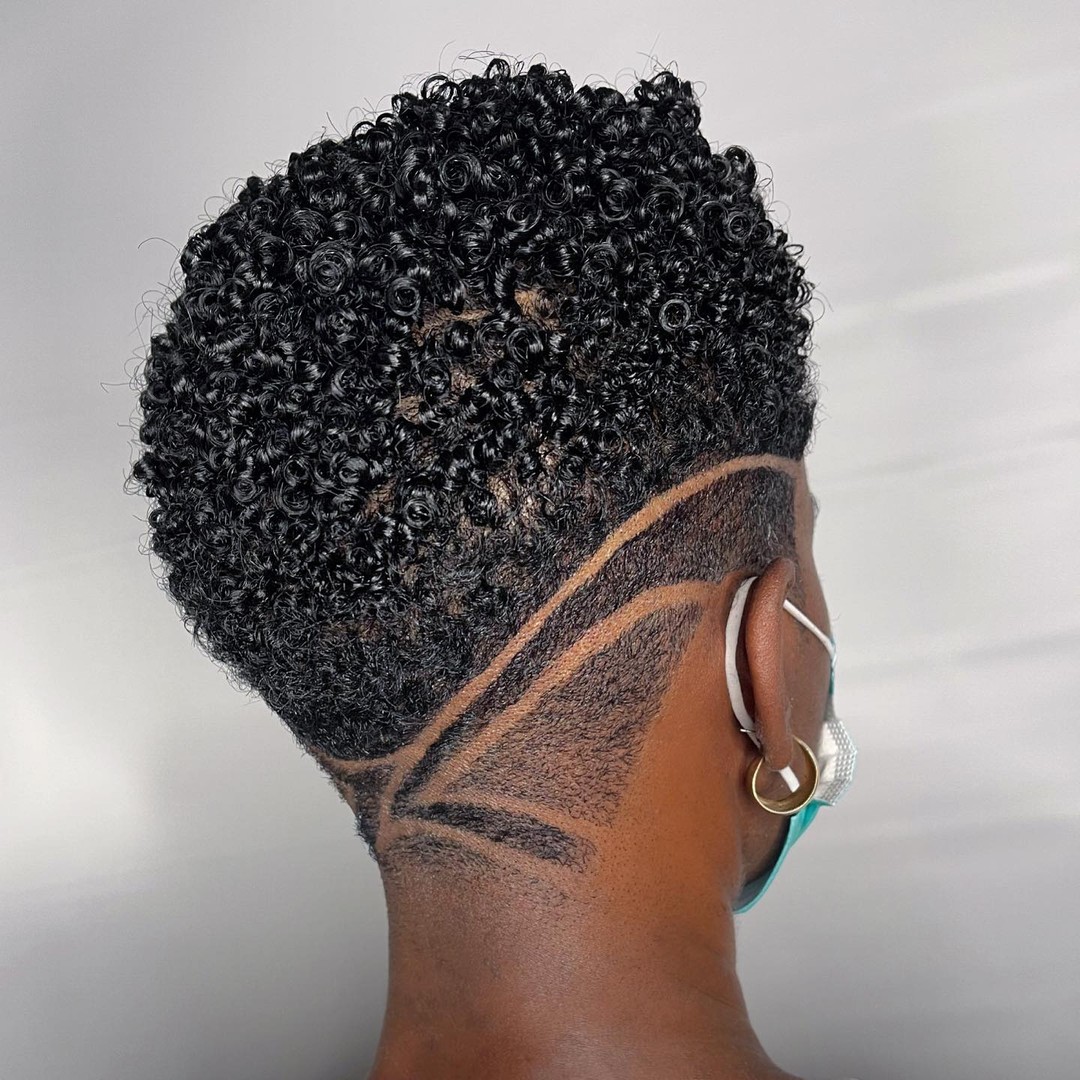 18 Chic and Modern Short Hairstyles for Oval Face Shapes