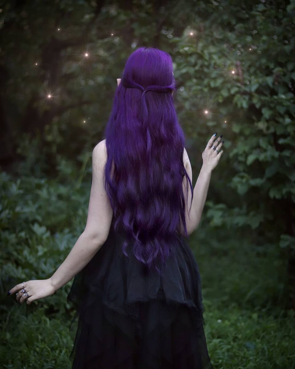 32 Witch Hairstyles Perfect for Halloween or Everyday Style