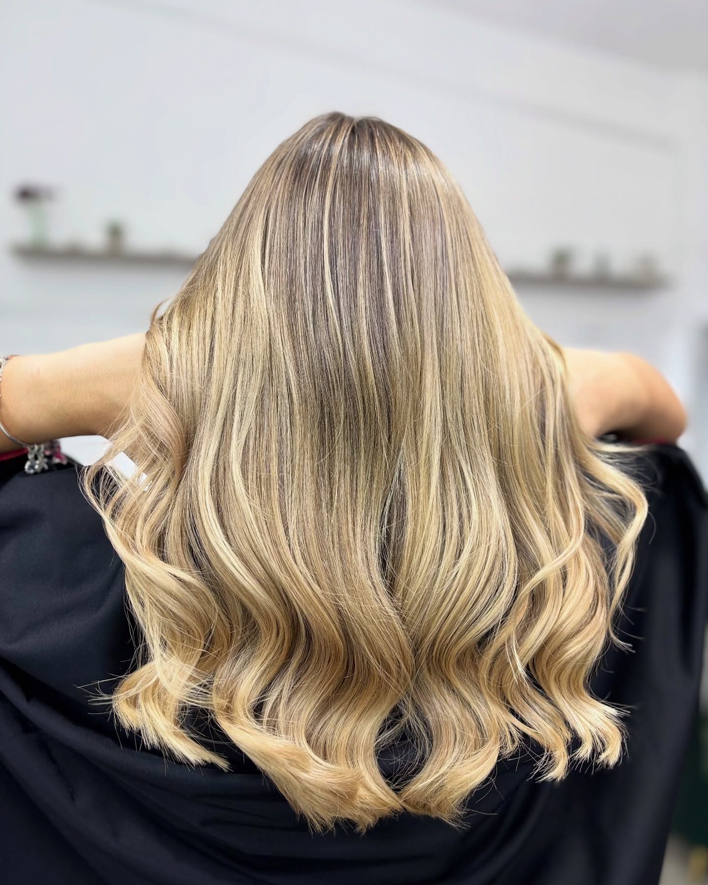 Partial Balayage vs. Full Balayage: Which One Should You Choose?