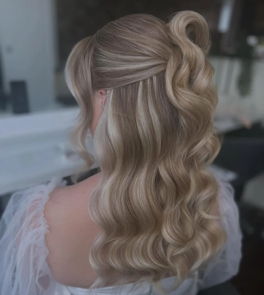22 Half Up Half Down Hairstyle Ideas for Every Occasion
