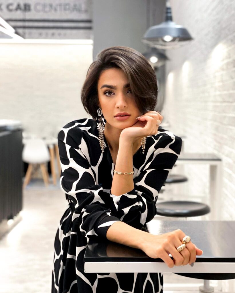 10 Simple Hairstyles for Short Hair That Are Cute, Quick, and Stylish