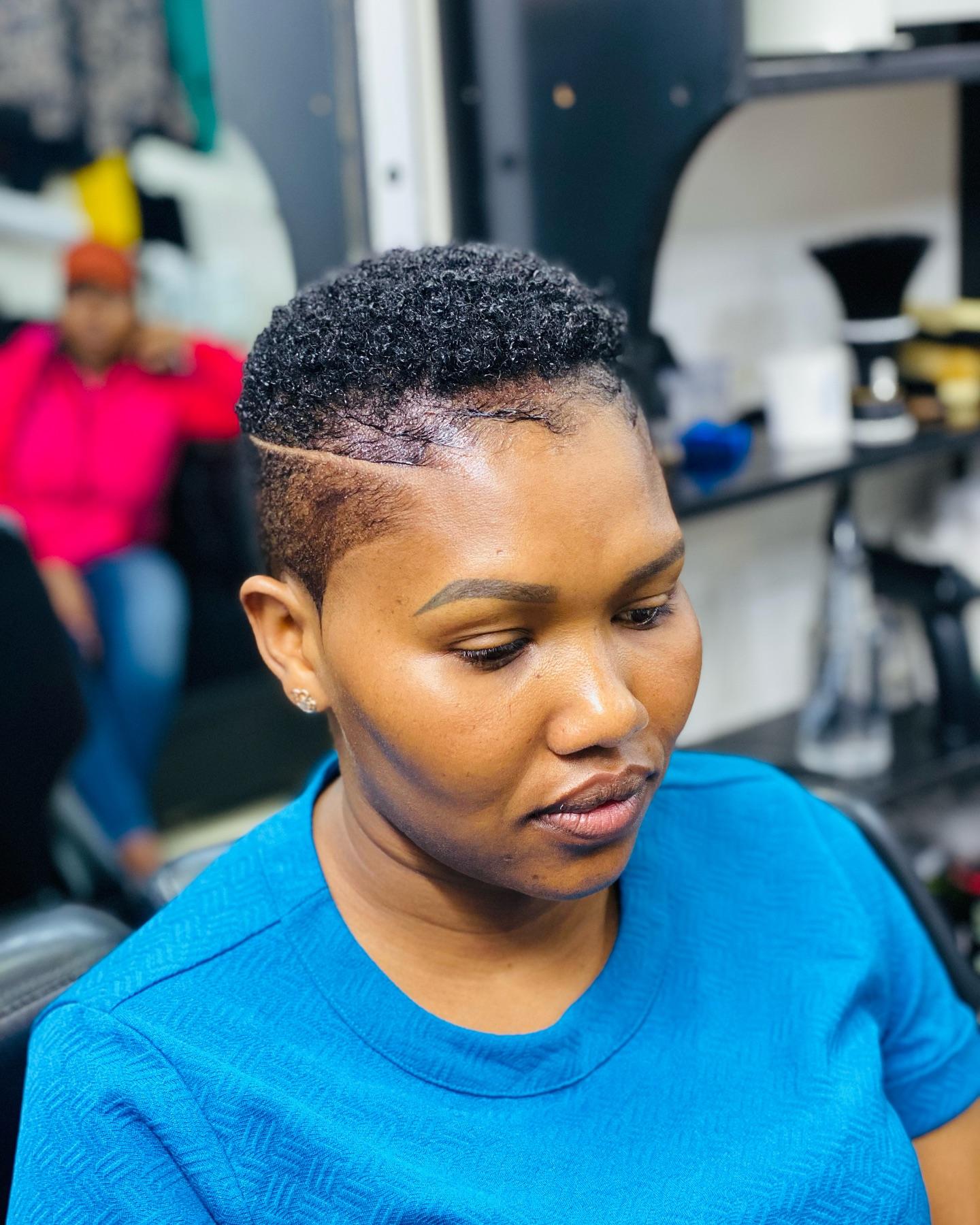 24 Sleek Slicked-Back Short Hair Ideas for a Polished Look