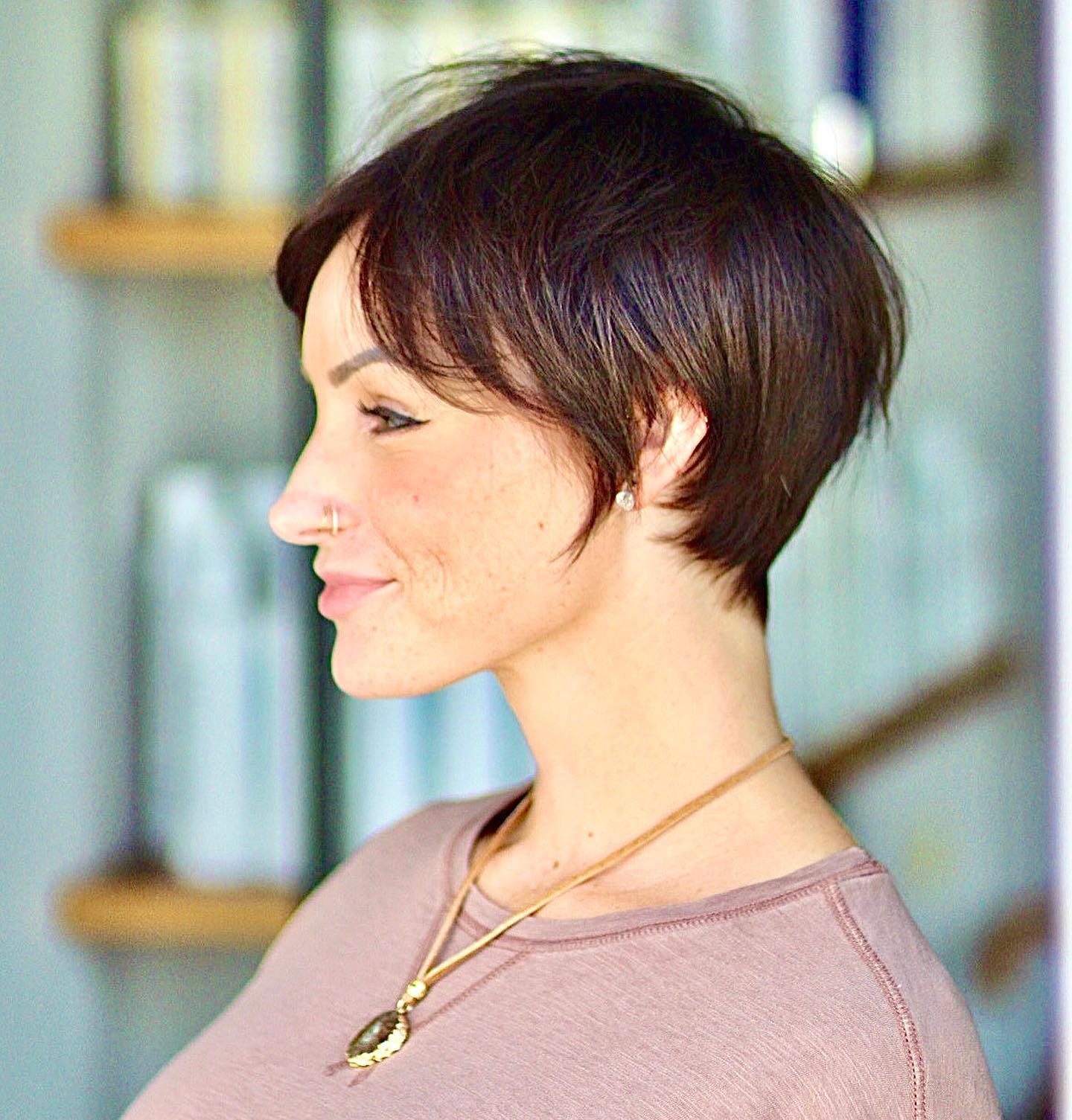 24 Sleek Slicked-Back Short Hair Ideas for a Polished Look