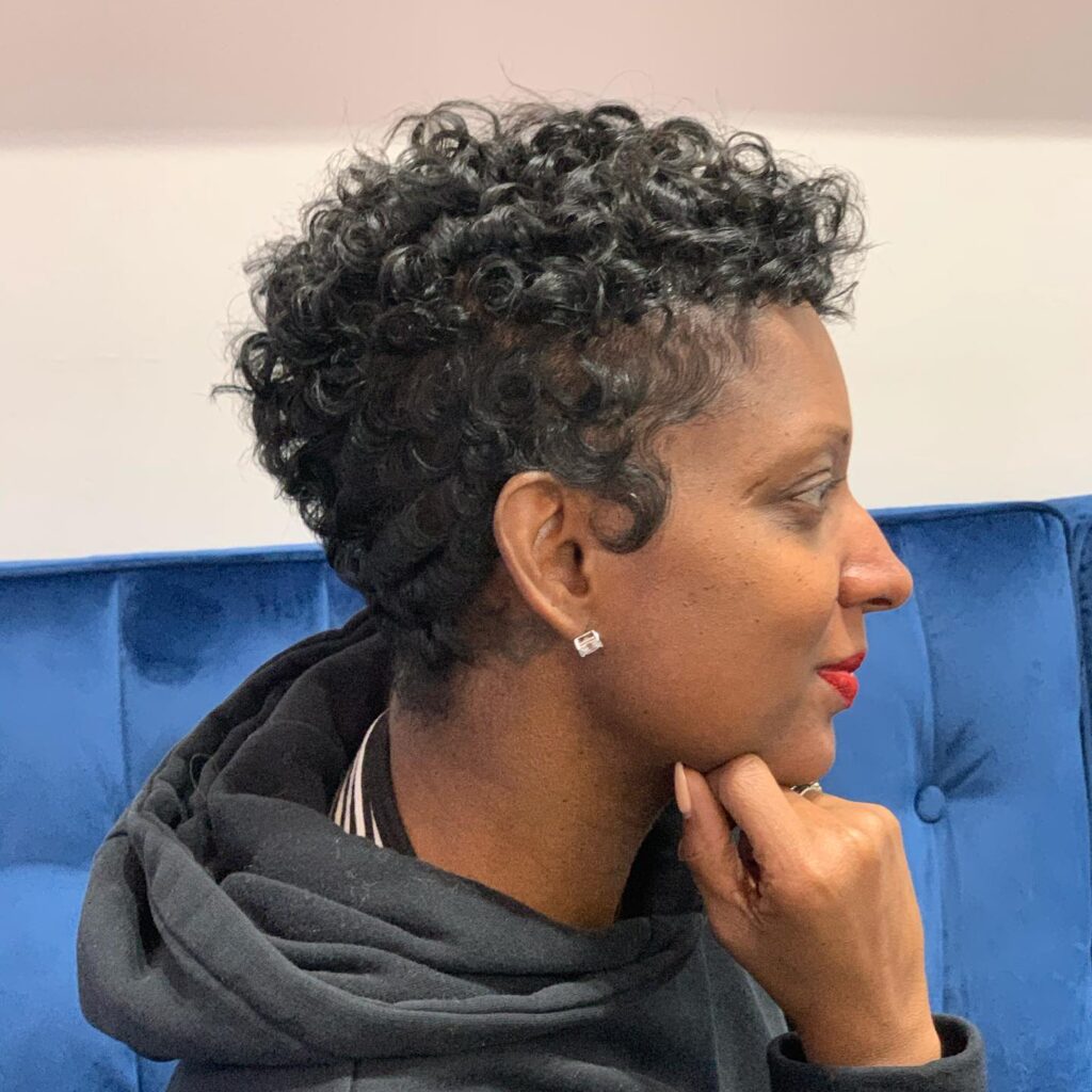 15 Chic Short Curly Hairstyles That Celebrate Natural Texture