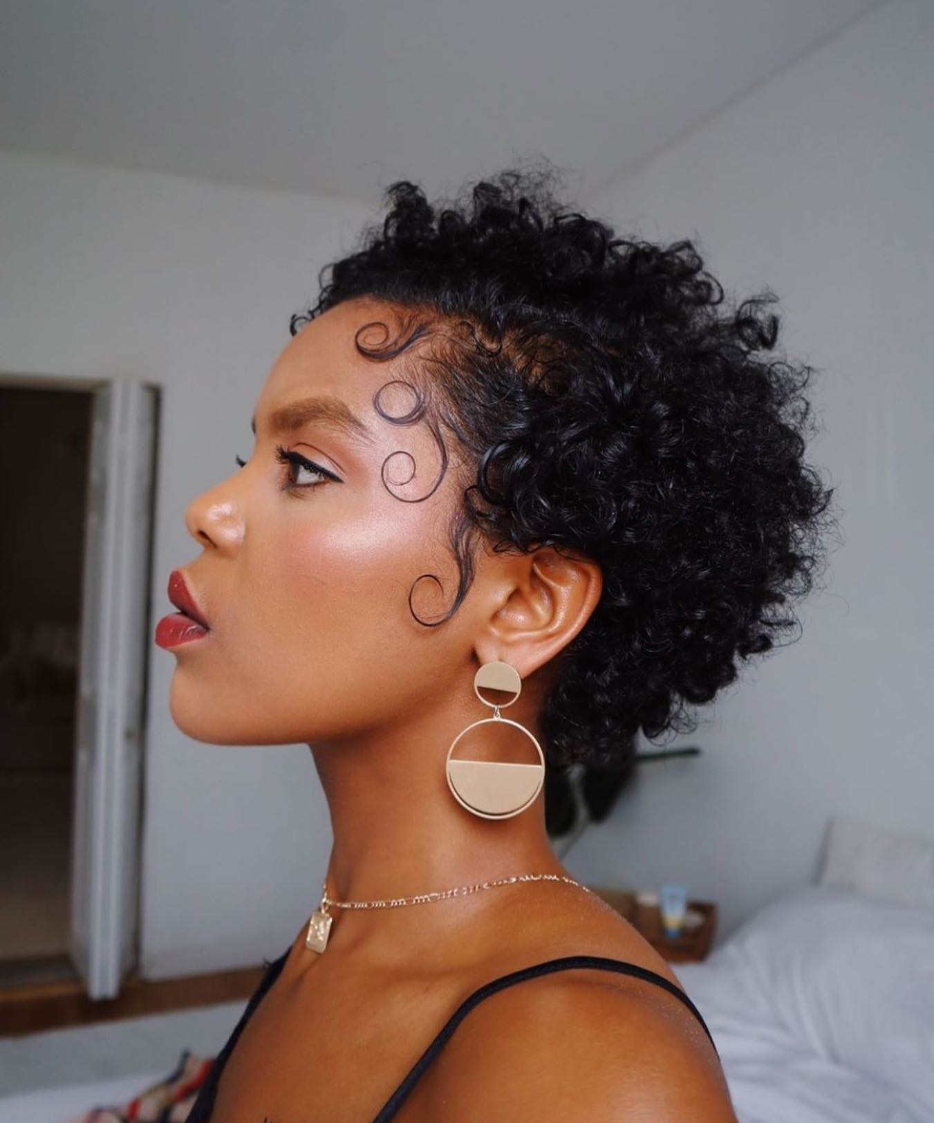 20 Gorgeous Short Hairstyles for Black Women to Rock Every Day