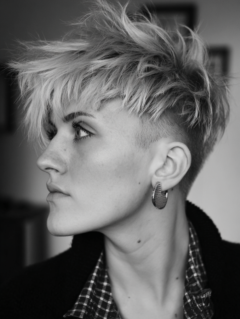 23 Short Shaggy Pixie Haircuts That Brings Effortless Texture and Edge