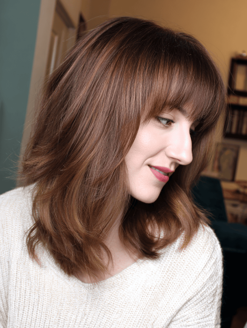 25 Chic Medium Length Hairstyles With Bangs You Will Want to Try