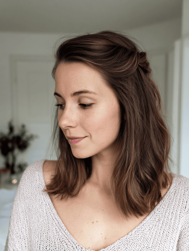 22 Messy Hairstyles for Medium Length Hair That Look Effortless