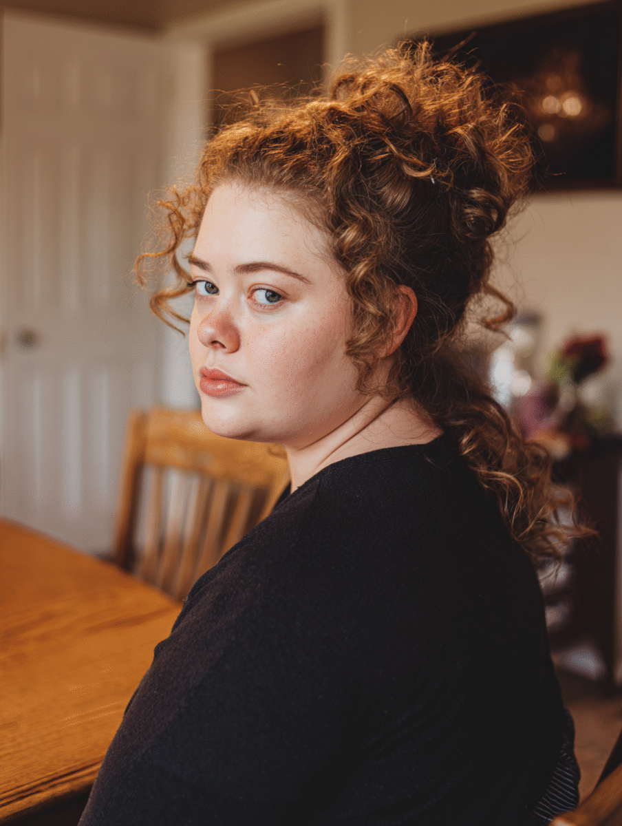 22 Curly Hairstyles for Plus Size Women That Highlight Natural Texture